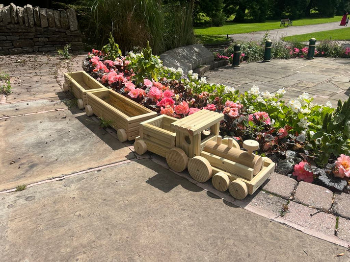 Wooden Train Planter Garden Decoration – MAFRCraft Wooden products